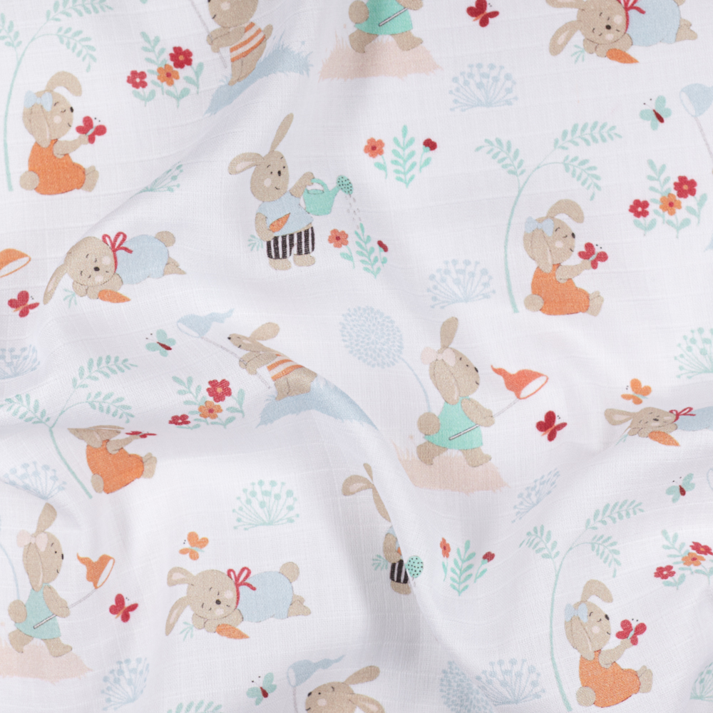 Fabric IC008 Muslin 100% Cotton Fabric White / Mlt Rabbits In Garden ...
