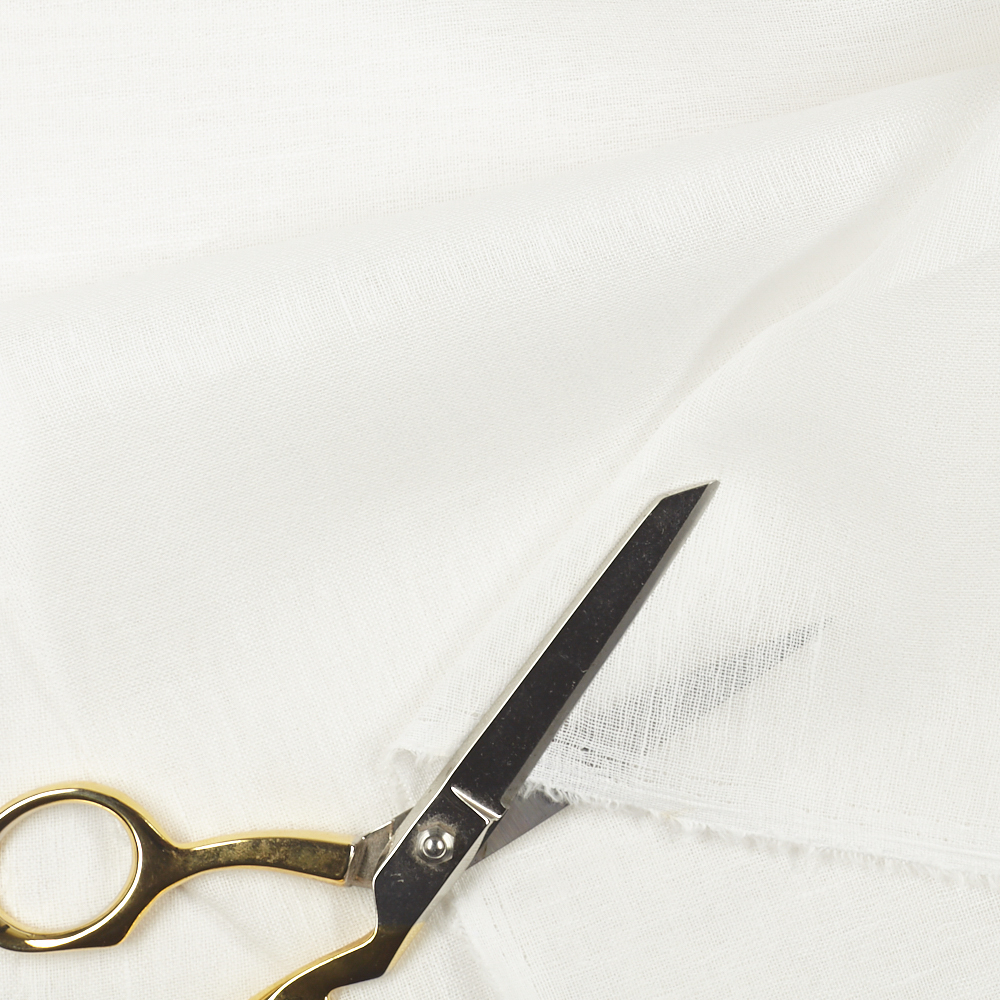 Fabric IS008 56 % LINEN / 44% COTTON fabric BLEACHED